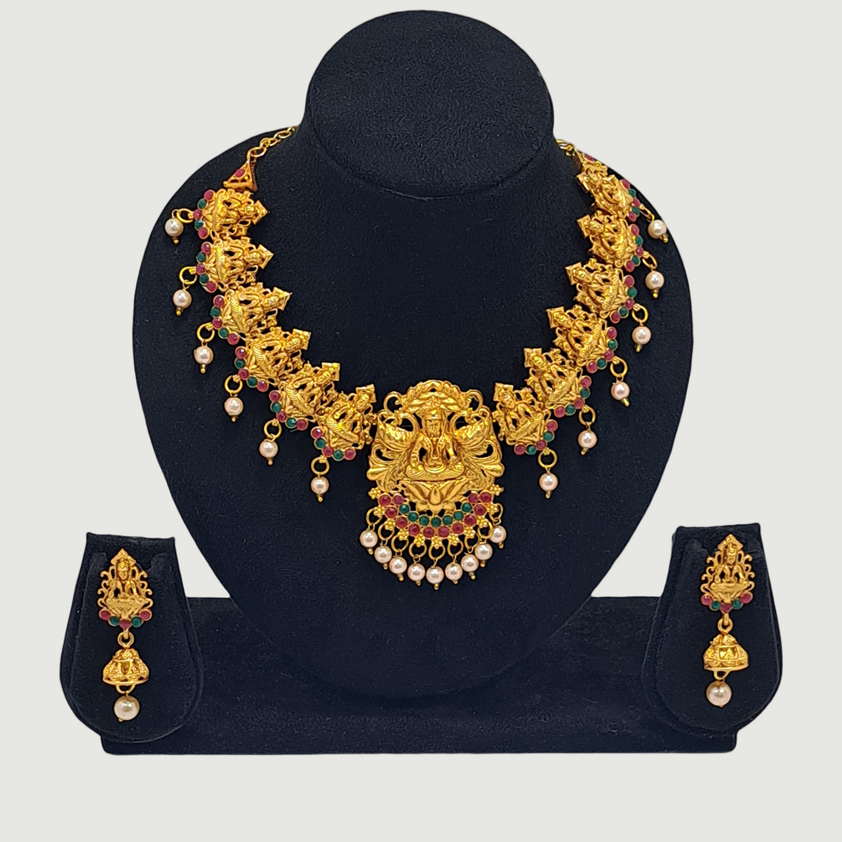 Gold Lutchmee Necklace Set – Jayshrees / Rivaz